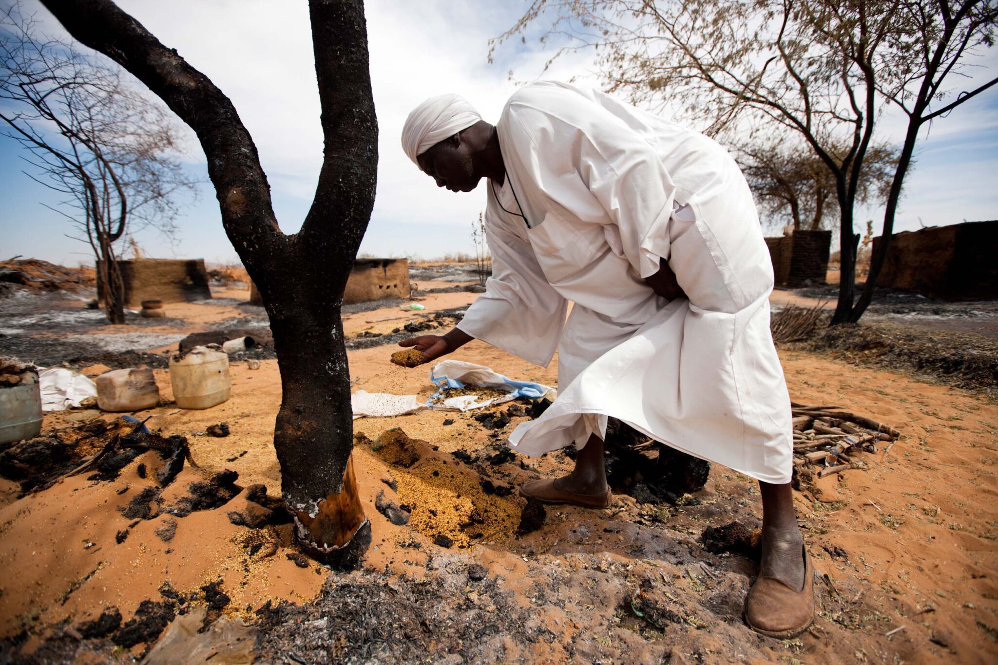 80 homes razed in North Darfur inferno - Dabanga Radio TV Online