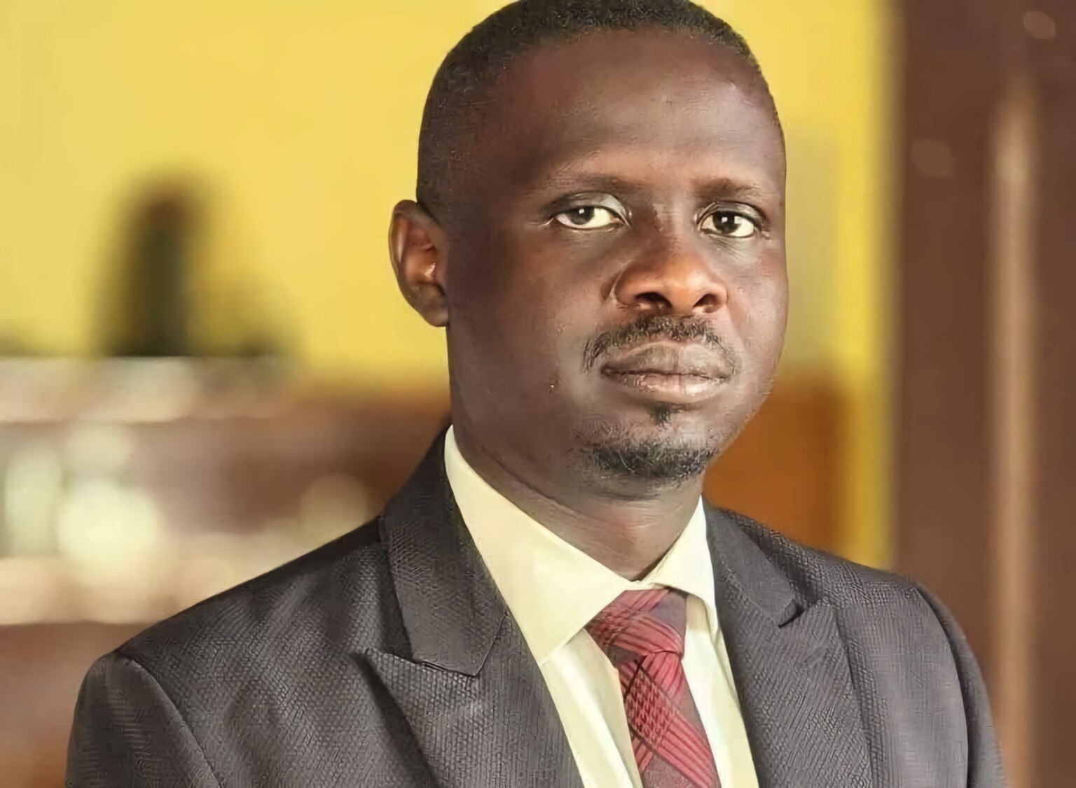 Calls mount for release of former Sudan PM's lawyer - Dabanga Radio TV Online